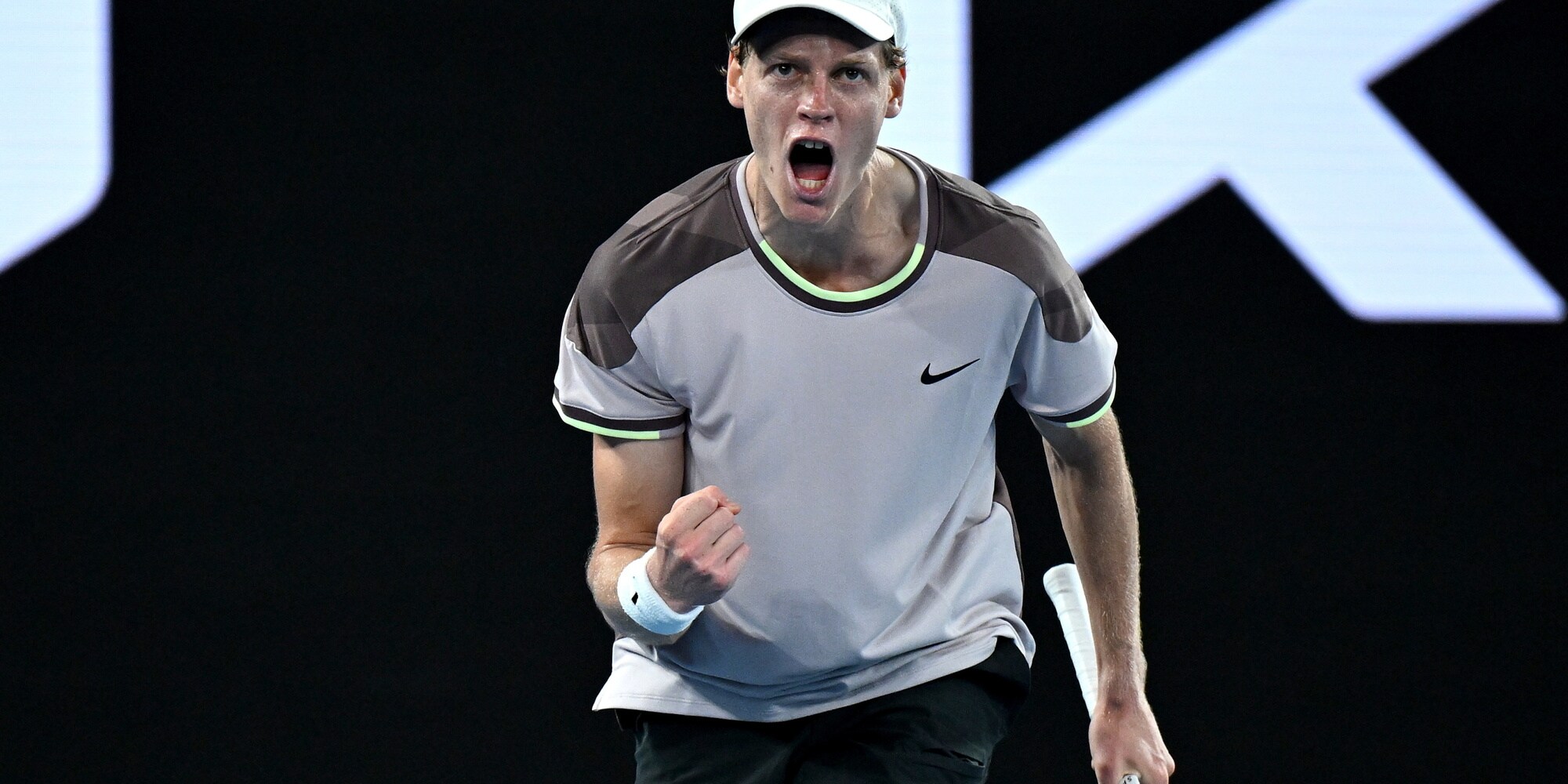 Australian Open: Sinner batte Rublev e vola in semifinale