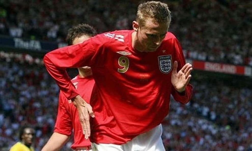 FOTO Le 50 esultanze più belle della storia del calcio