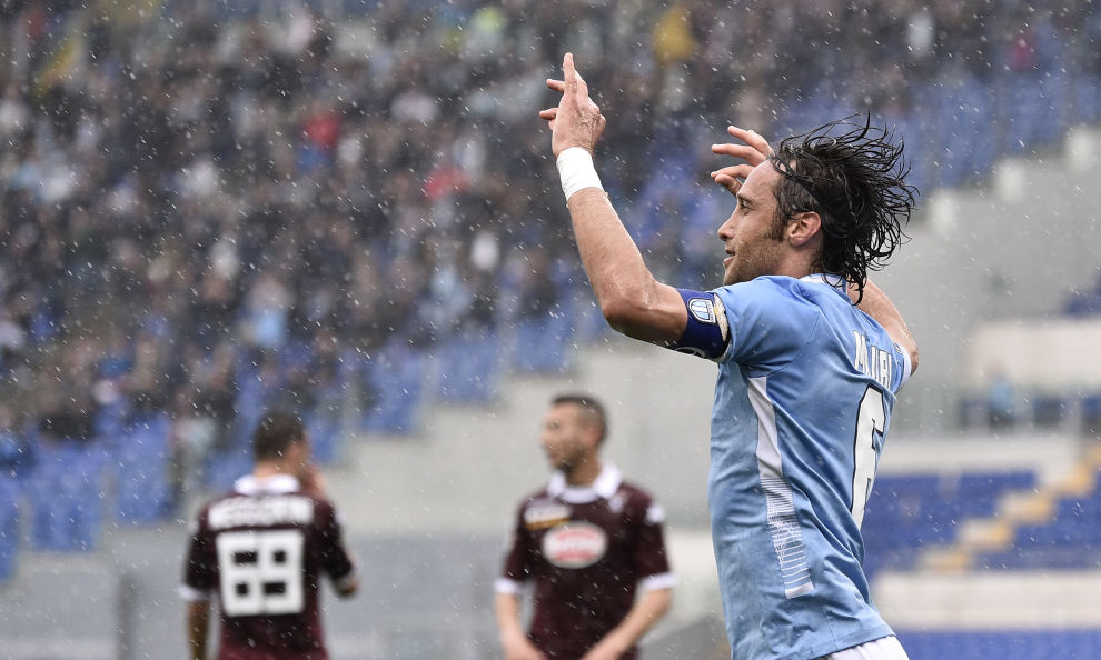 FOTO Le 50 esultanze più belle della storia del calcio