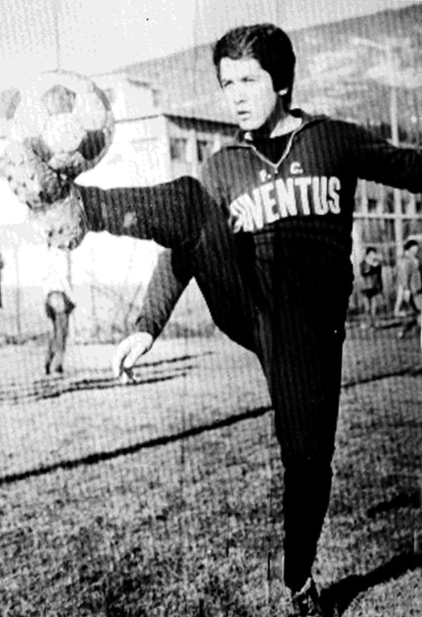 La Juventus ricorda su Twitter il mito Omar Sivori