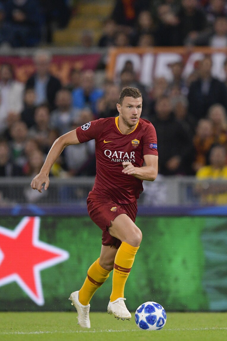 Roma-Viktoria Plzen 5-0: Dzeko cala il tris, a segno anche Ünder e Kluivert