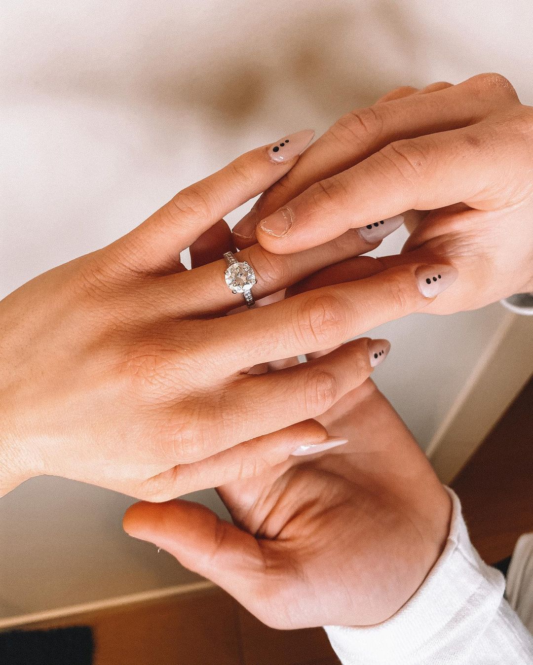 Sensi, ecco chi è la fidanzata e futura moglie Giulia Amodio