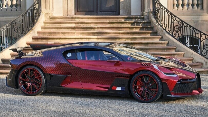 Bugatti Divo “Lady Bug”: bolide di lusso con esclusiva livrea geometrica