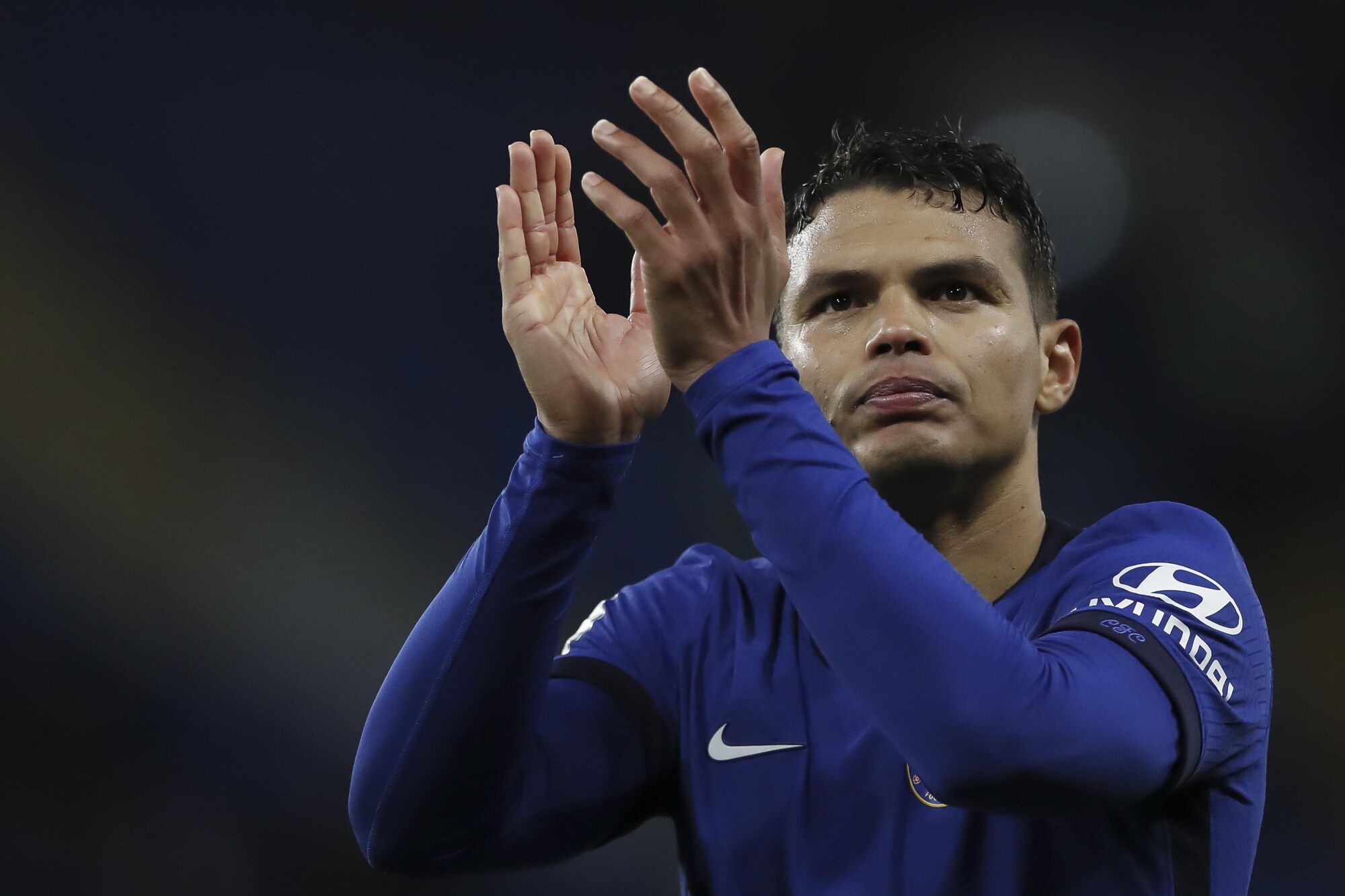 Chelsea, Thiago Silva rinnova per un’altra stagione: è ufficiale