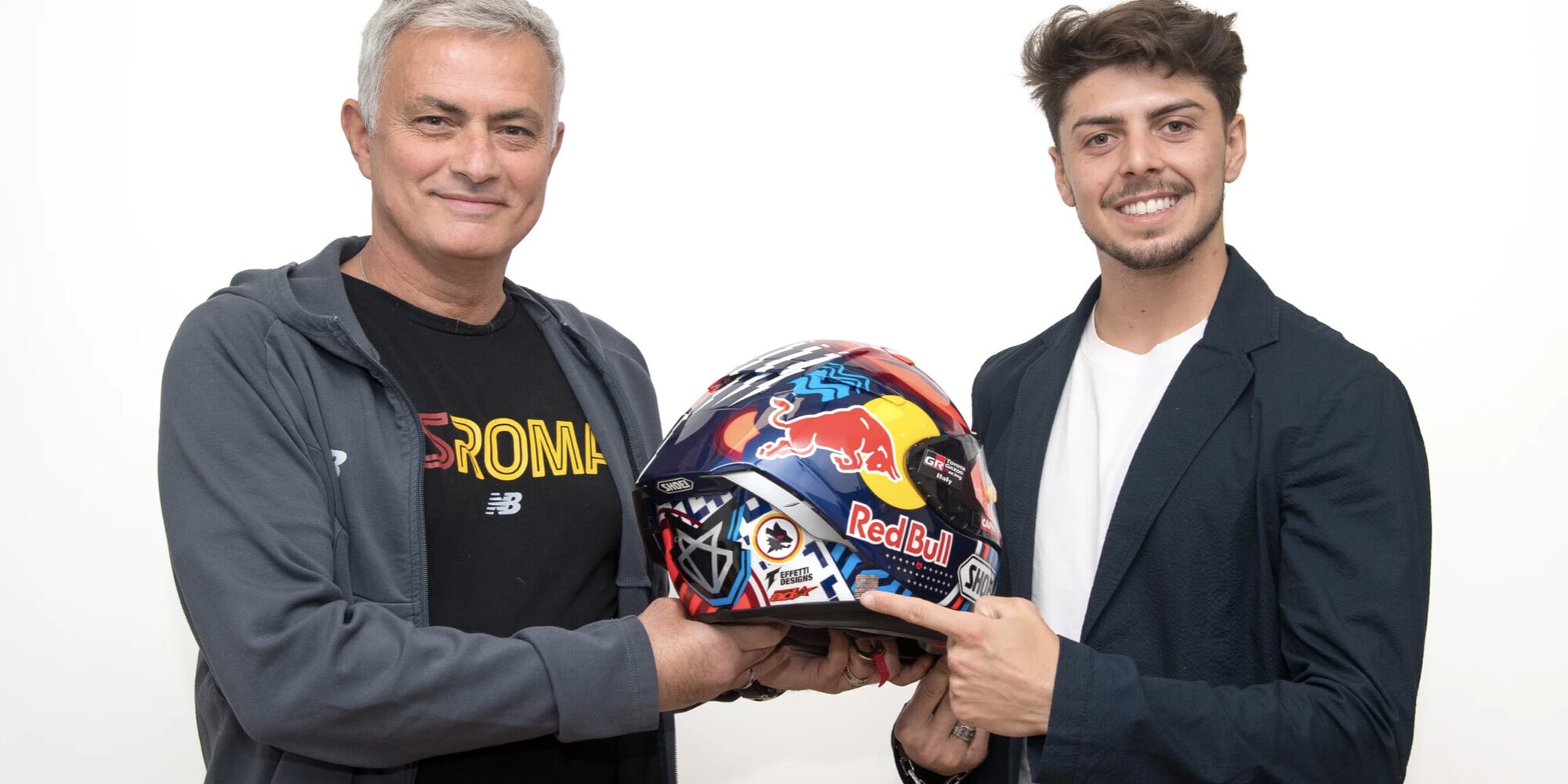 La Roma nella MotoGp: il lupetto di Gratton sul casco di Di Giannantonio