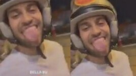 Mahmood ma che fai? Va in moto con uno sconosciuto come Ibra