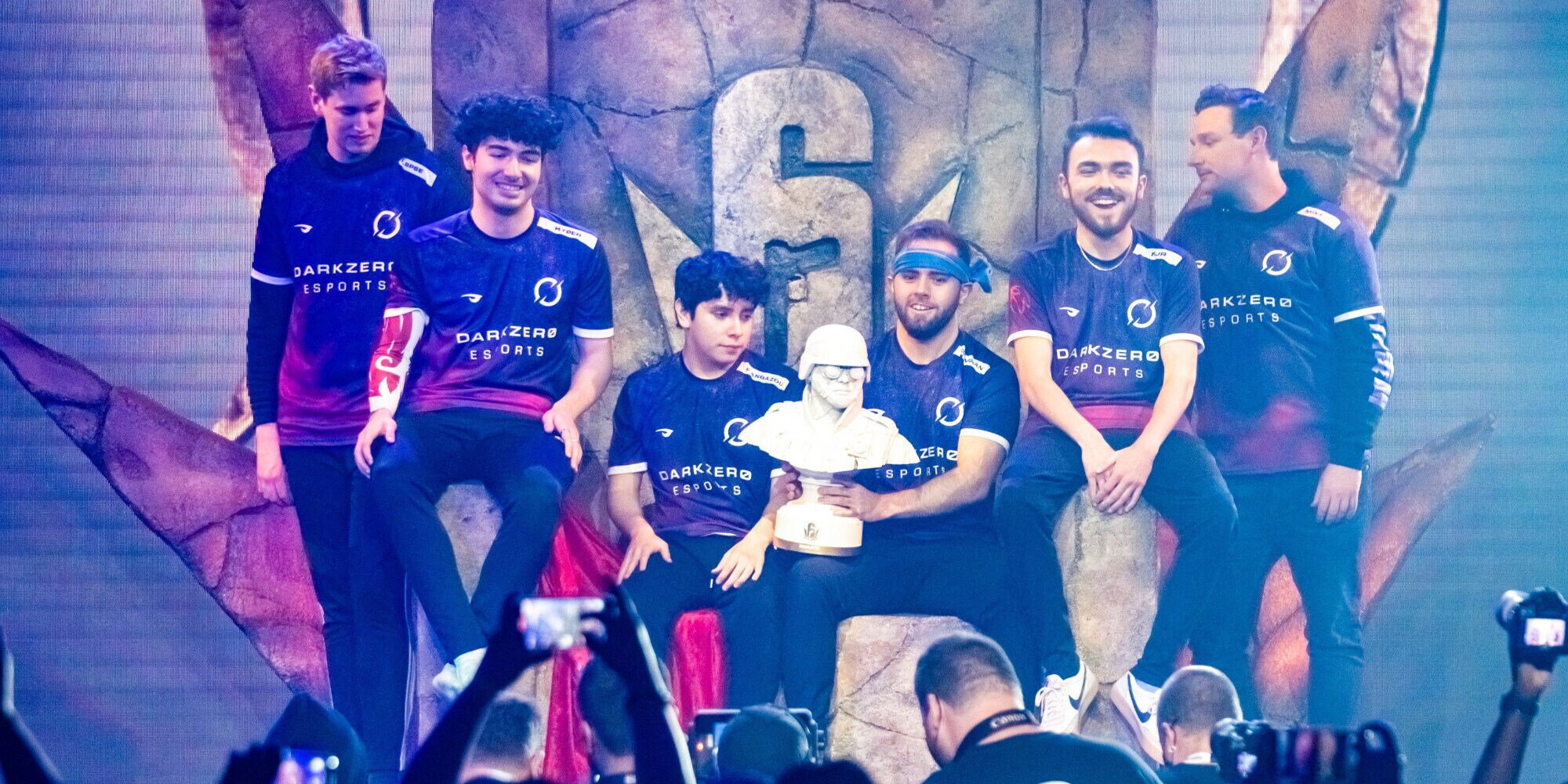 Rainbow Six, al Major trionfano i Dark Zero