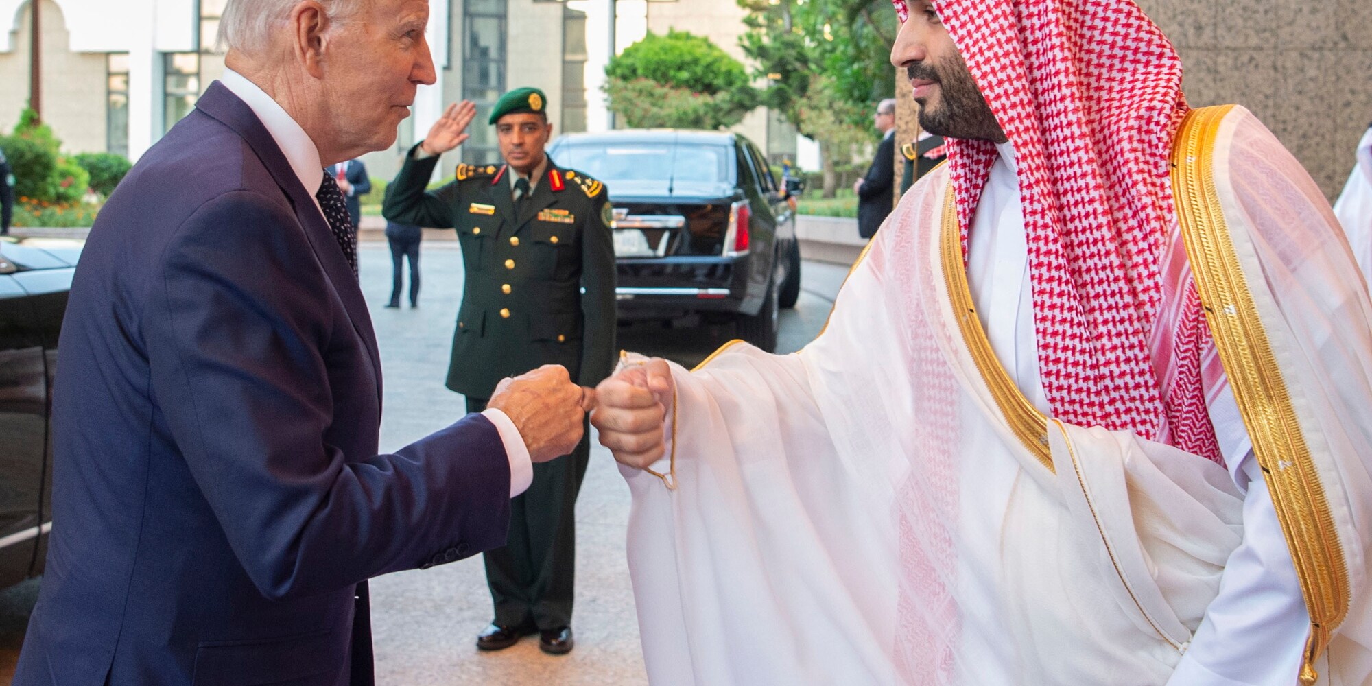 Biden: 'Saluto col pugno a MbS? Chiedetemi cose che contano'