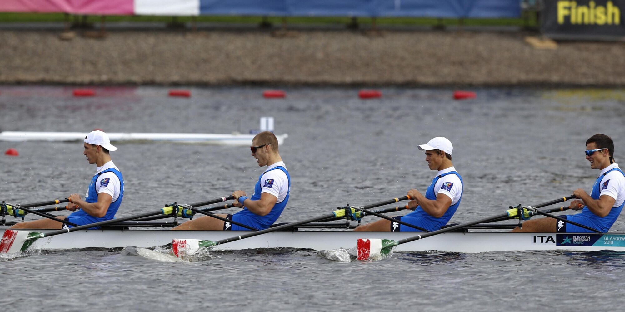 Canottieri azzurri a Sabaudia: rotta su Europei e Mondiali