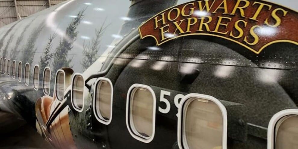 Il Boeing 737 MAX a tema Harry Potter: in volo verso gli Universal Studios
