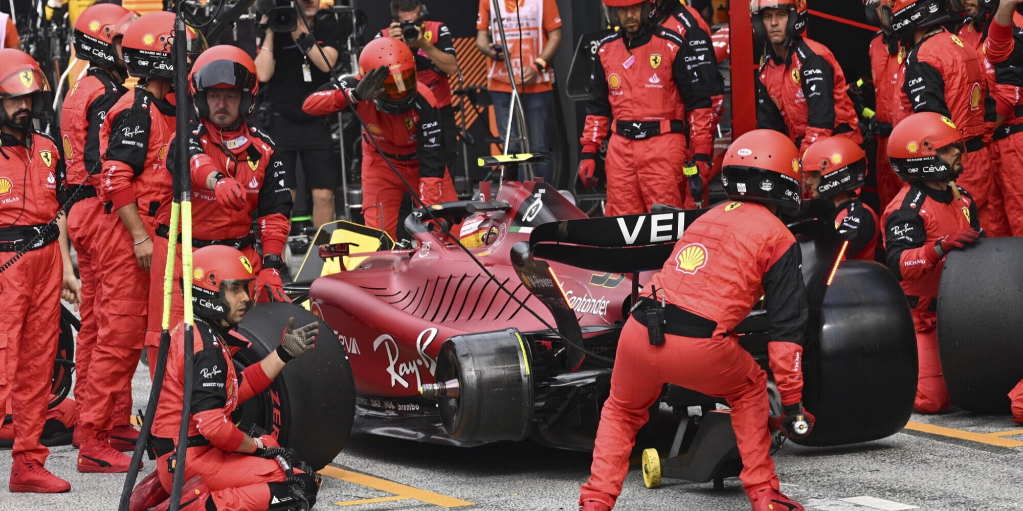 La Ferrari c’è, chi la gestisce no