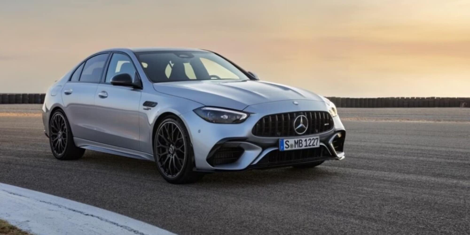 Mercedes-AMG C 63 S E Performance, nuova ibrida in arrivo