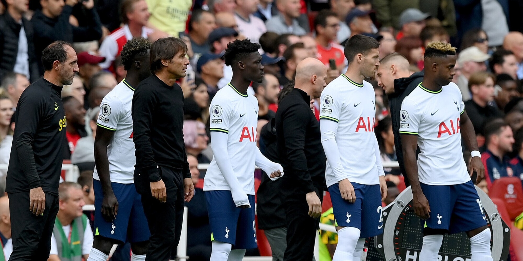 Conte e le quattro sostituzioni contemporanee: rabbia e ironia dei ...