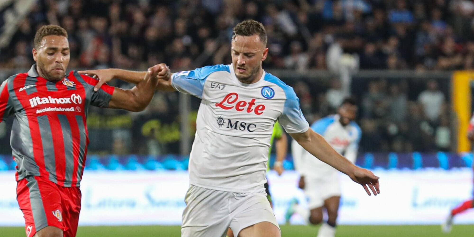 Napoli, Rrahmani infortunato: la nota ufficiale del club sulle sue ...