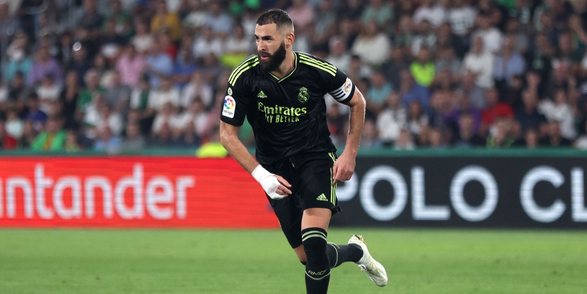 Benzema festeggia il Pallone d’Oro: gol e vittoria a Elche