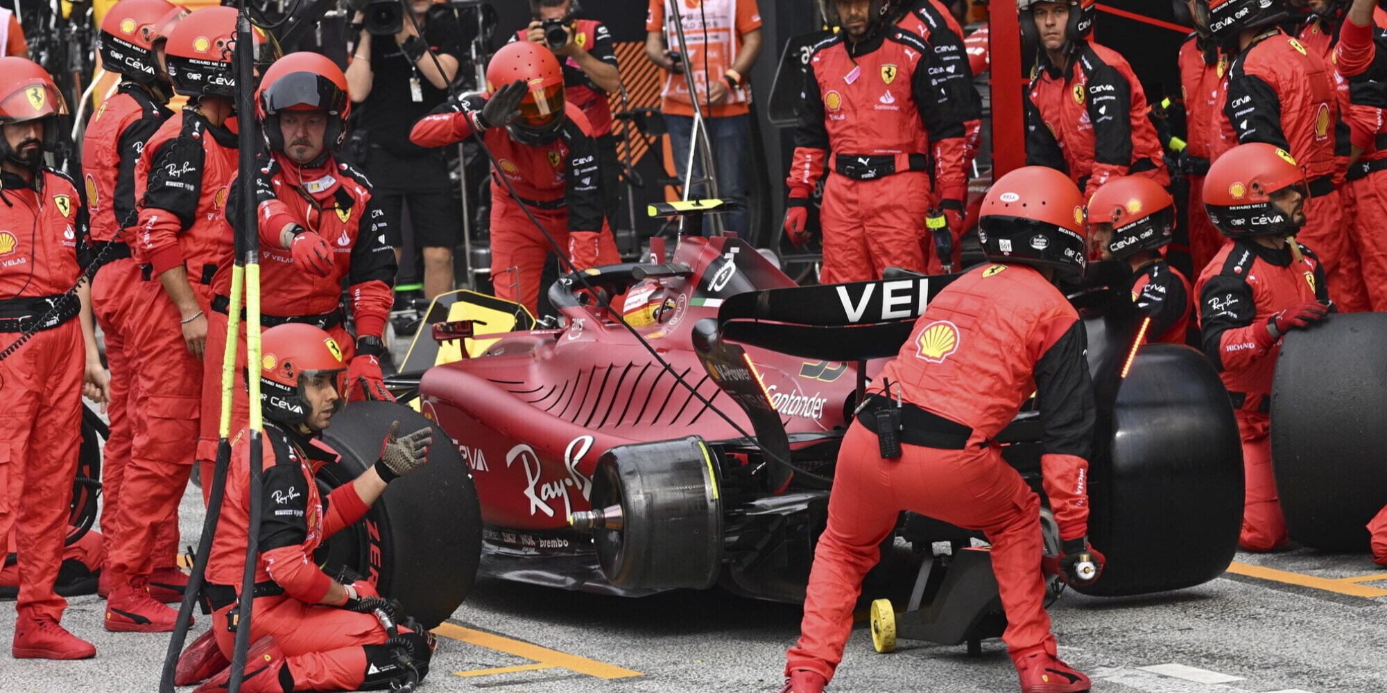 F1 Ferrari, obiettivo pit stop perfetti: 1.000 prove prima del Bahrain