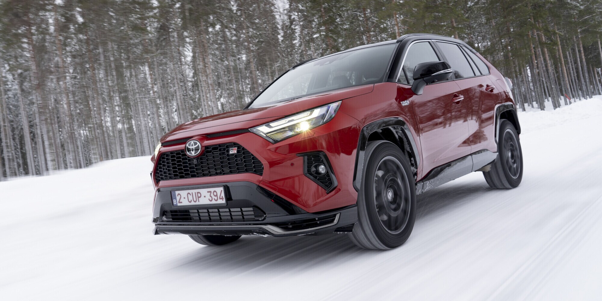 Toyota Rav 4 GR Sport, l'ibrido si fa "cattivo"