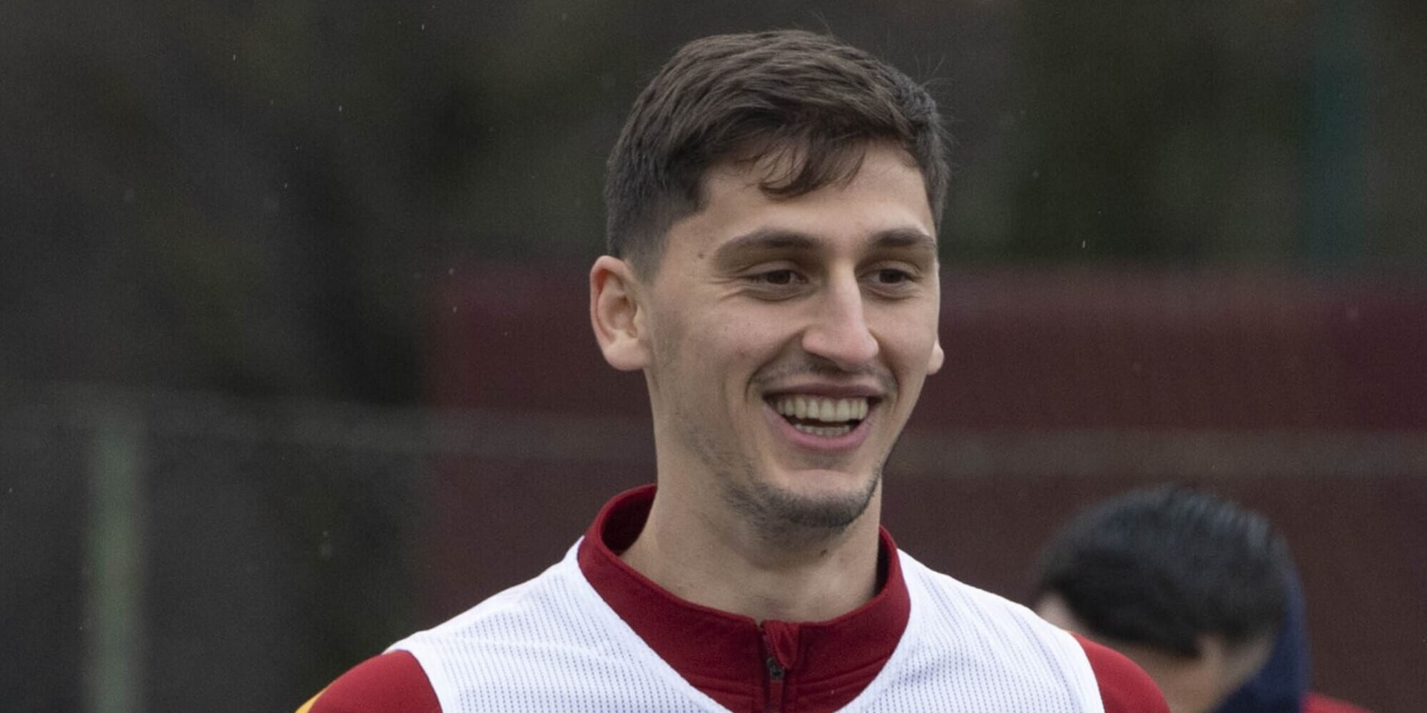 Kumbulla cuore d'oro, il gesto che commuove nel giorno del compleanno