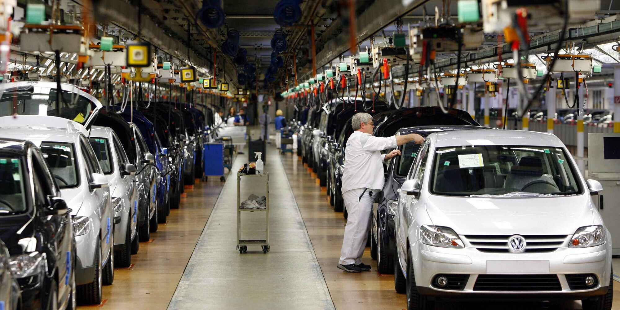 Meno auto, zero sconto, prezzi alti: così non va!