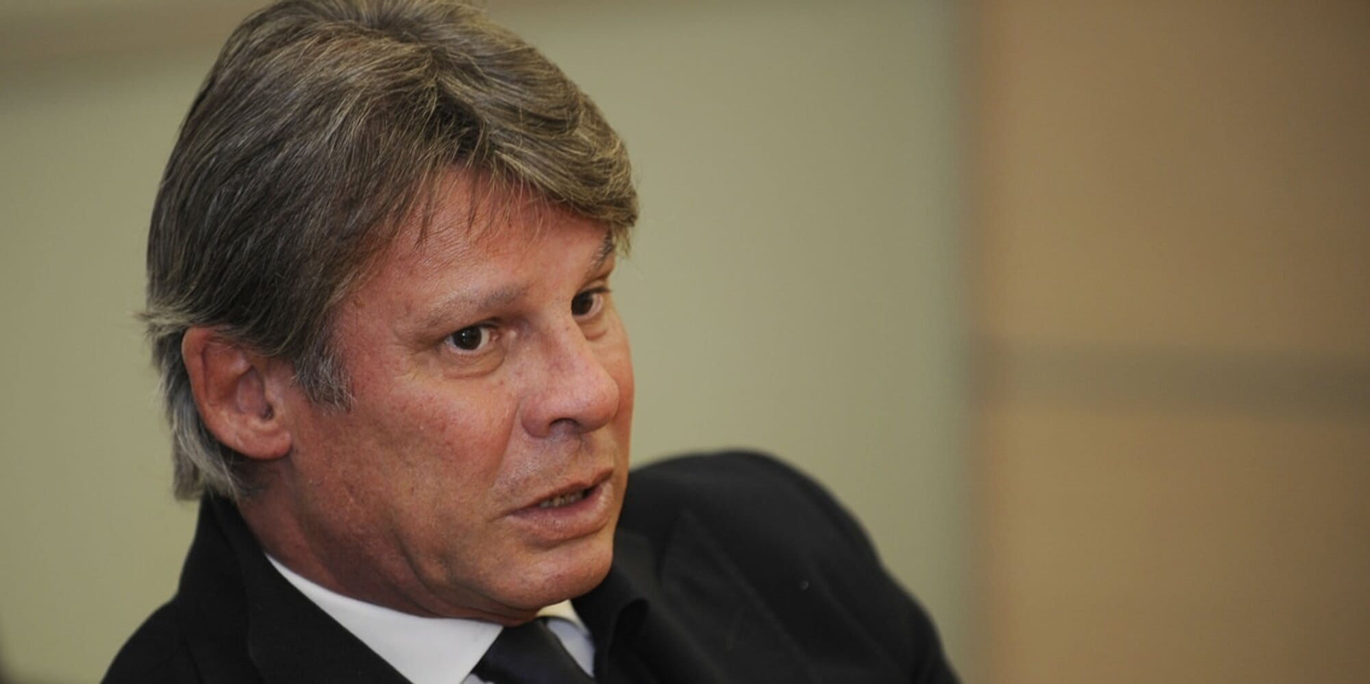 Nela, il tumore e la vita privata. Sebino parla a cuore aperto