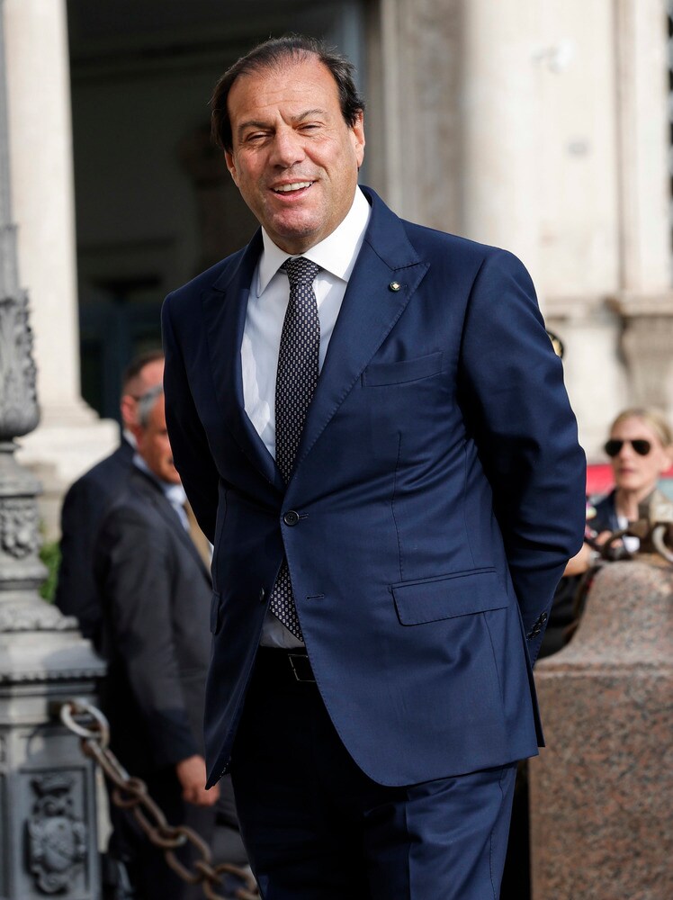 Leo, 'detassazione delle tredicesime per le fasce deboli'