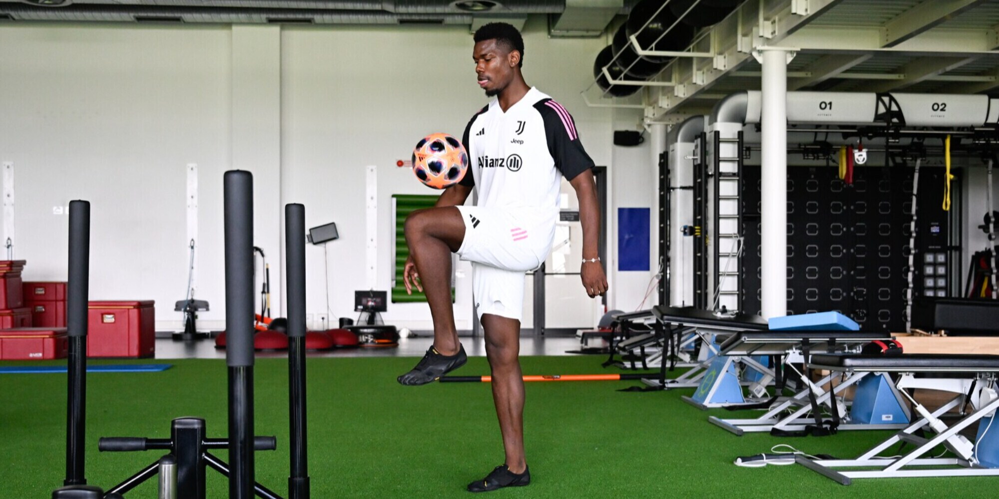 Juve, prosegue la preparazione di Pogba alla Continassa