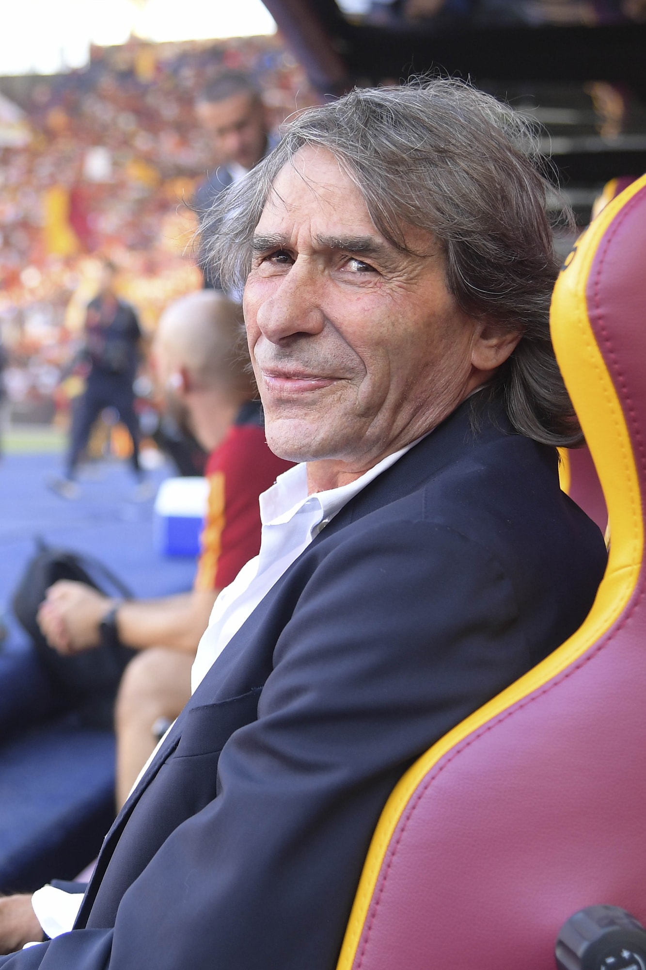 Bruno Conti in panchina contro la Salernitana: l'omaggio dei tifosi ...