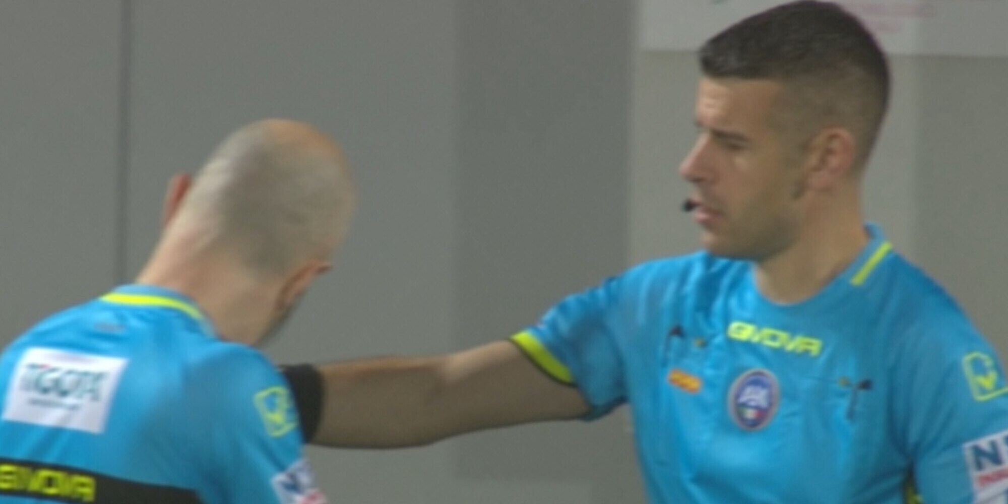 Frosinone-Roma comincia in ritardo: il motivo