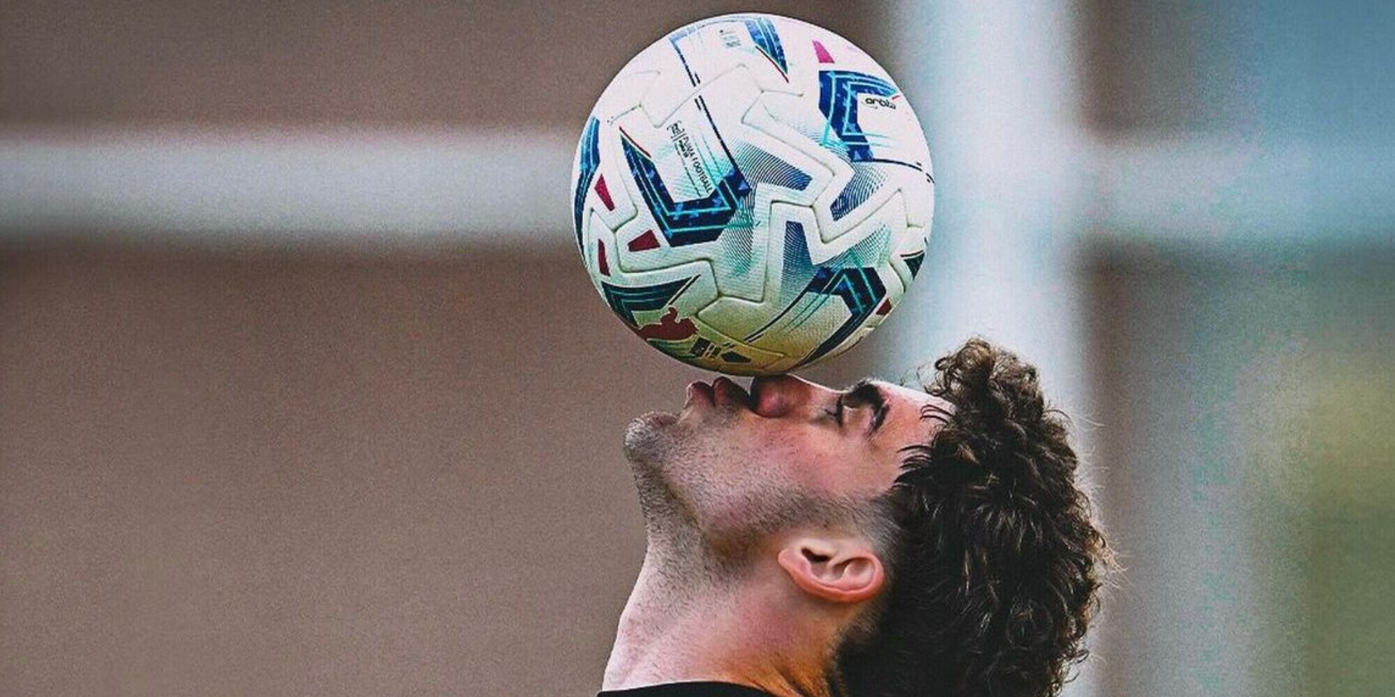 Vlahovic torna sui social dopo l'espulsione con il Genoa: il messaggio