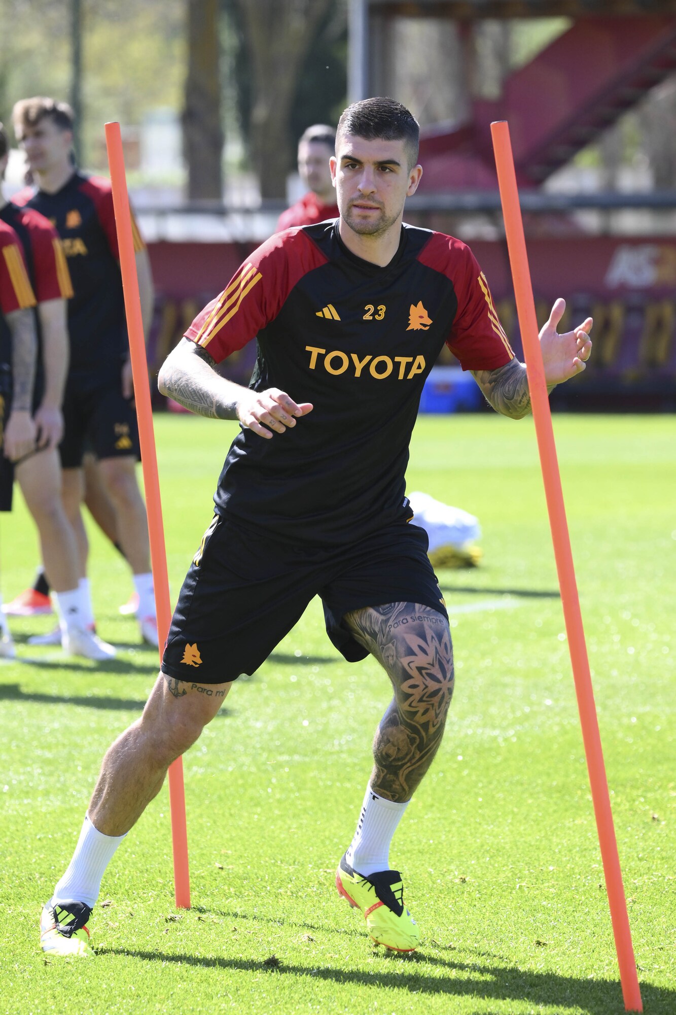 Roma, riecco la vena di De Rossi: Daniele si sgola prima del derby