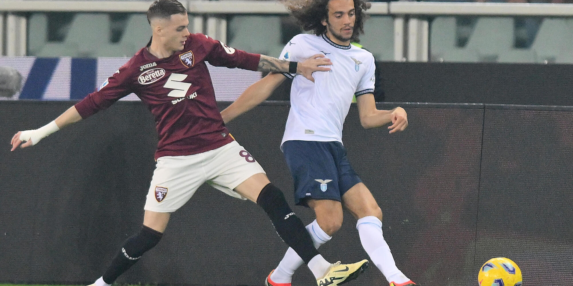 Calcio: entusiasmo Toro, in 2000 al Filadelfia per l'allenamento