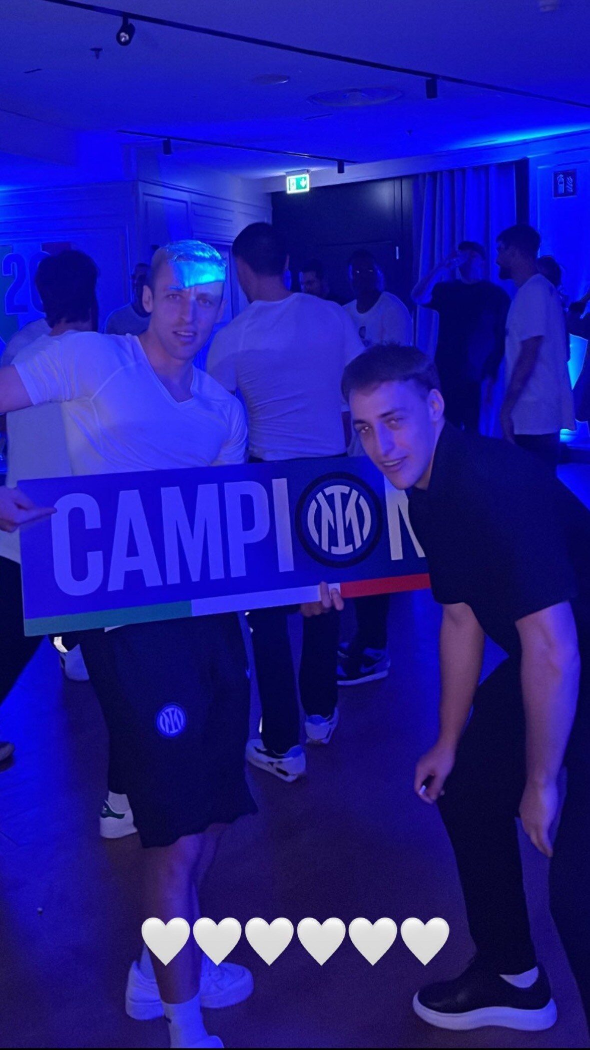 Chiara Frattesi si scatena alla festa scudetto Inter: le FOTO fanno ...