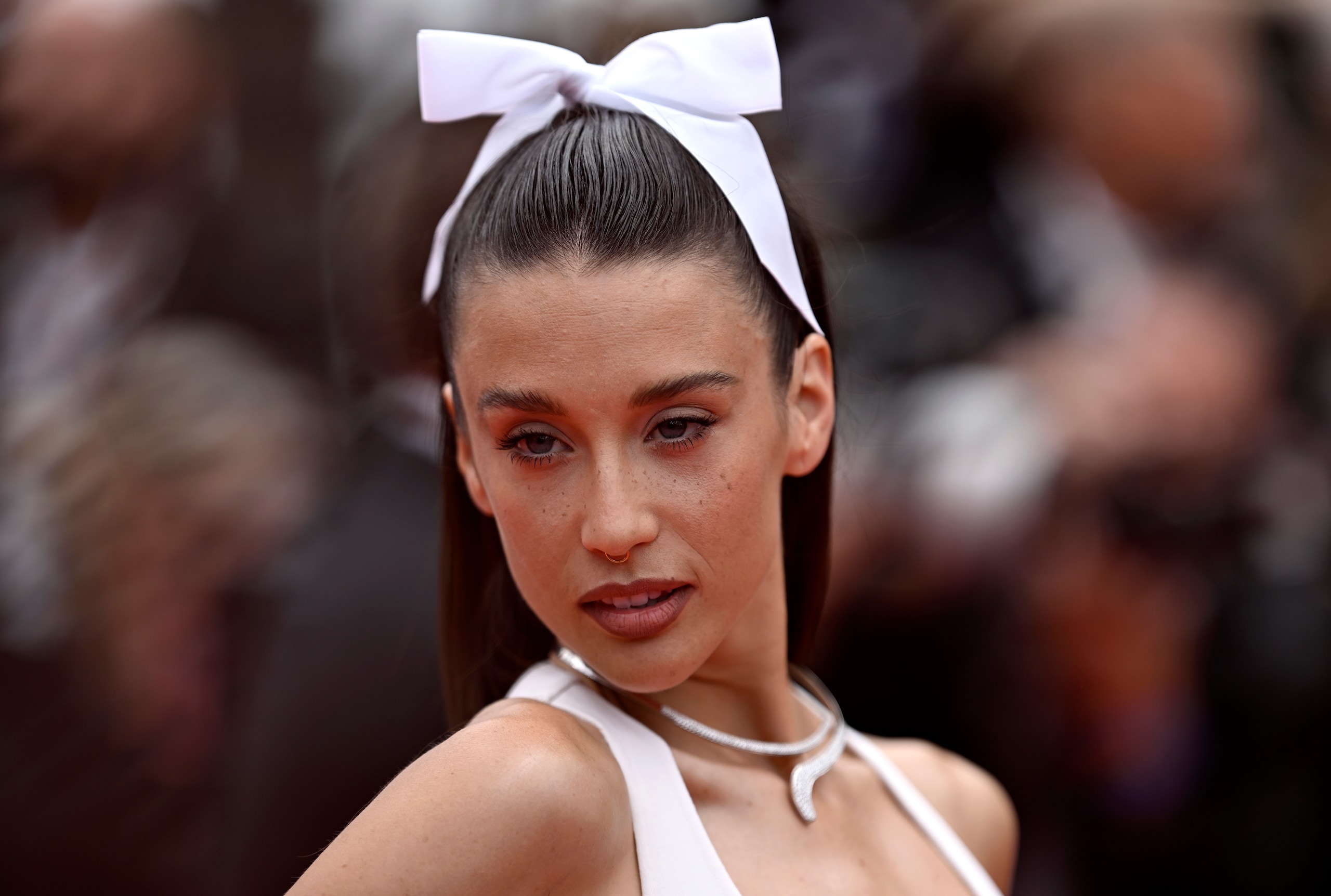 Maria Pedraza e Ester Exposito, le star di Elite super hot a Cannes