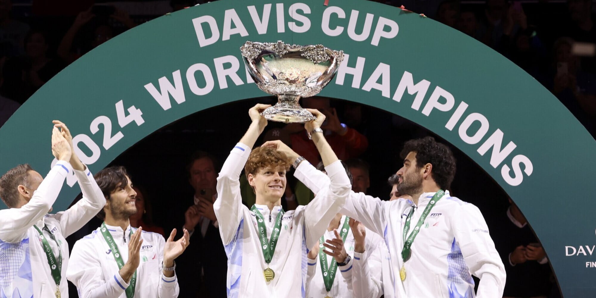 Italia-Olanda 2-0 rivivi la diretta finale Coppa Davis: Berrettini e Sinner super, è vittoria!