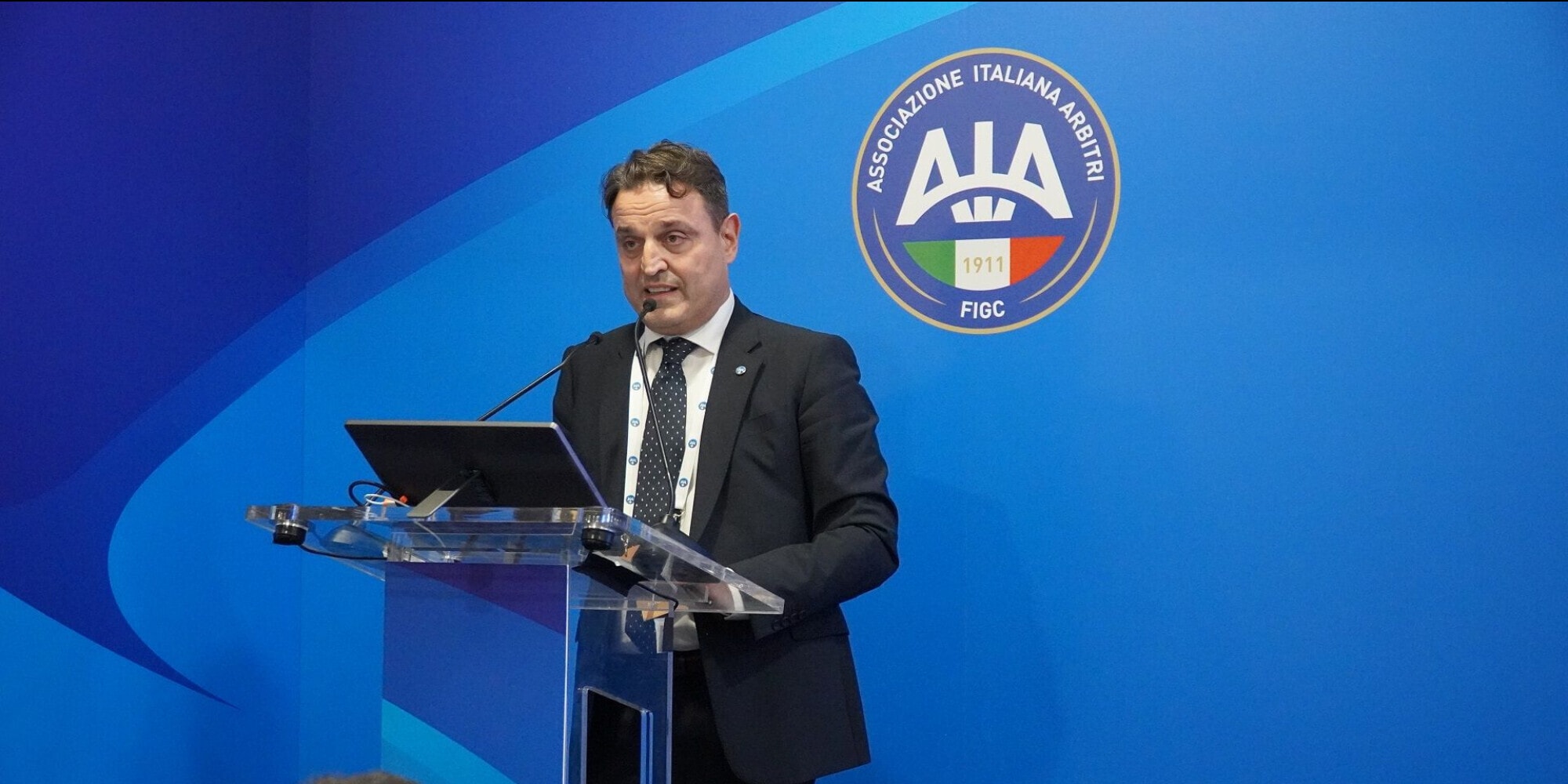 Zappi è il nuovo presidente dell'AIA: battuto Trentalange