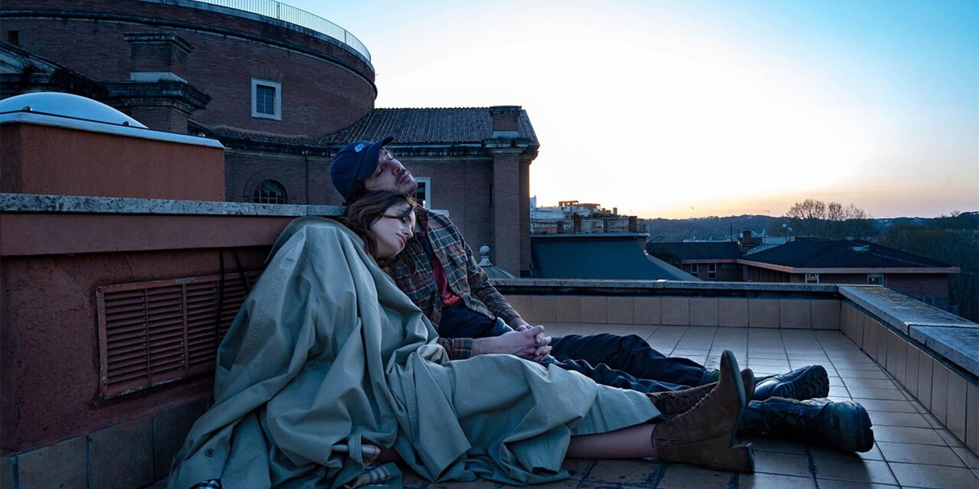 Fatti vedere: Matilde Gioli si sdoppia