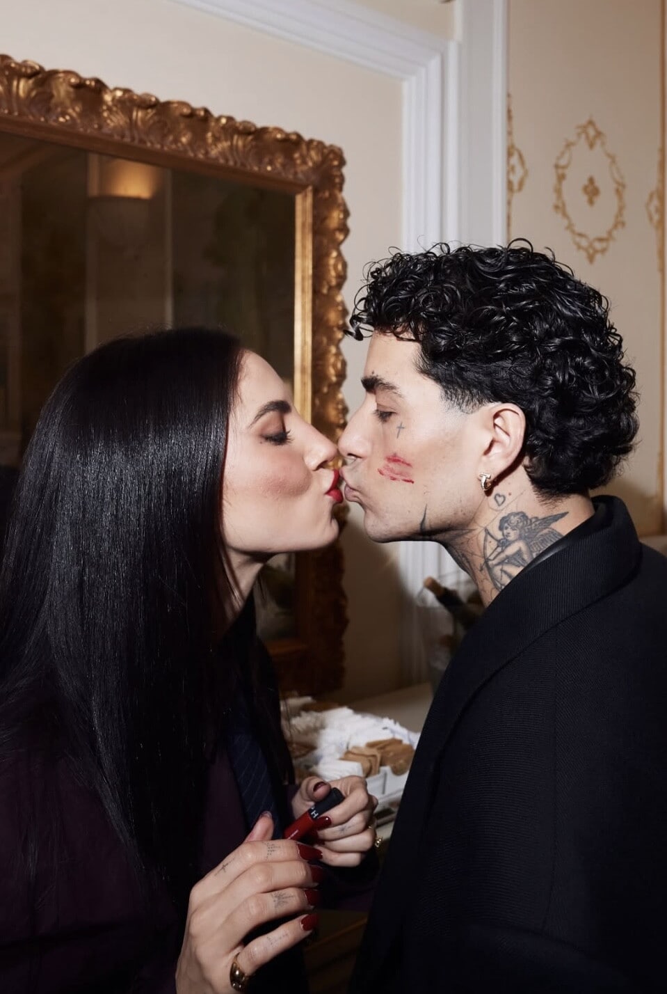 Giulia De Lellis, il sexy segreto di Tony Effe: le nuove foto sono uno ...