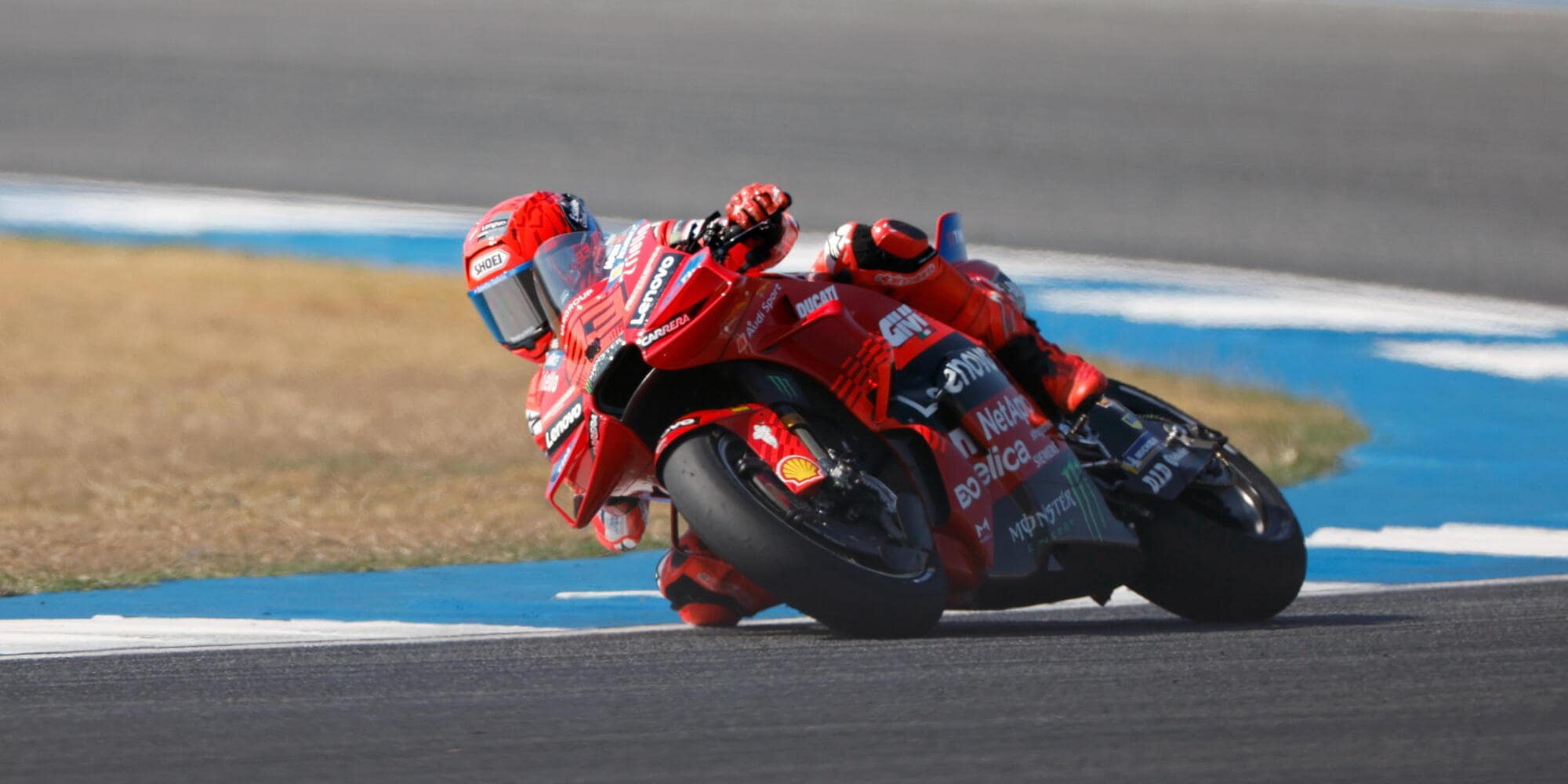 MotoGP: Marc Marquez su Ducati in pole in Thailandia