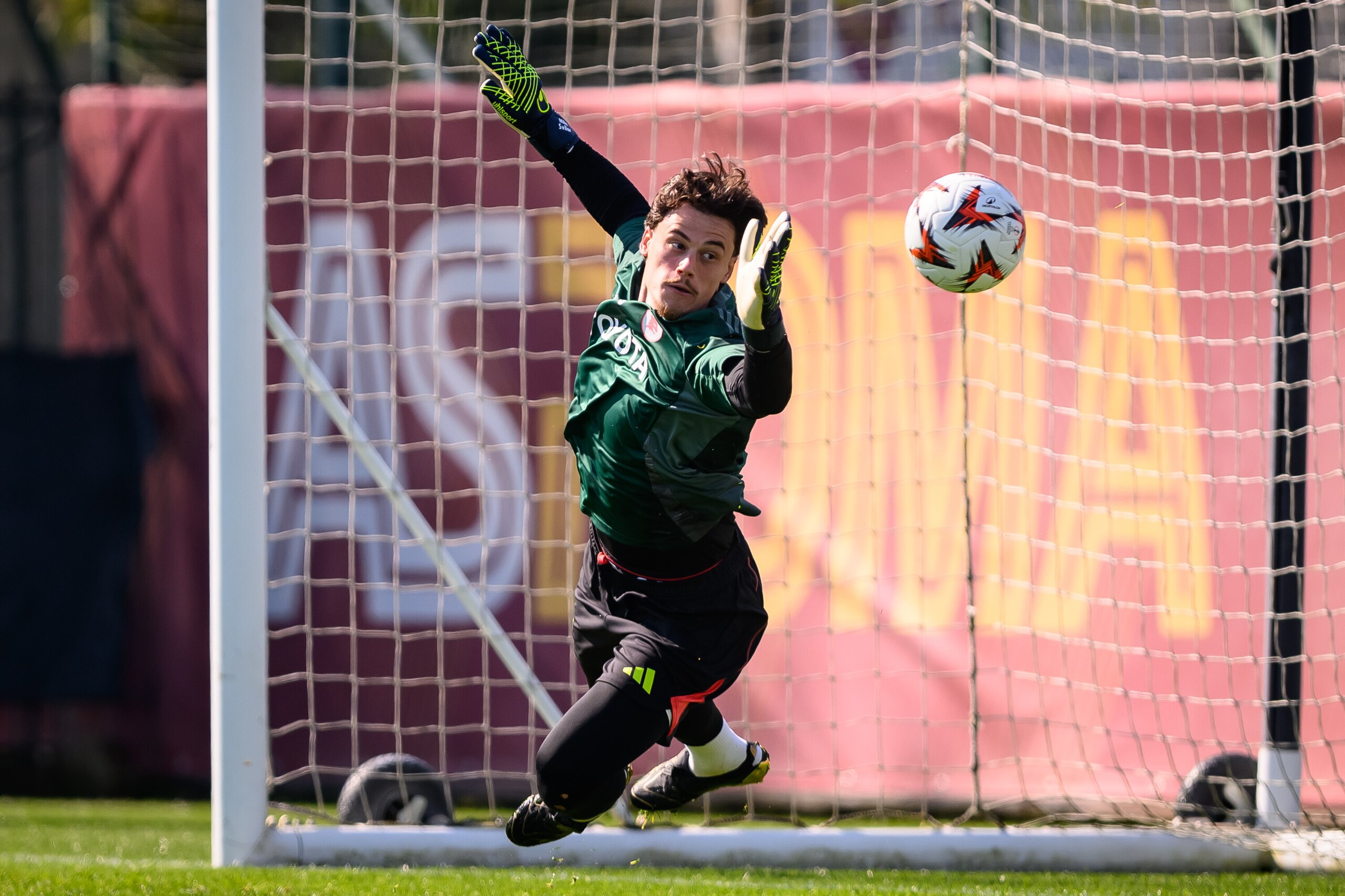 La Roma fa a gara: sfide in campo, Ranieri studia le mosse per l ...