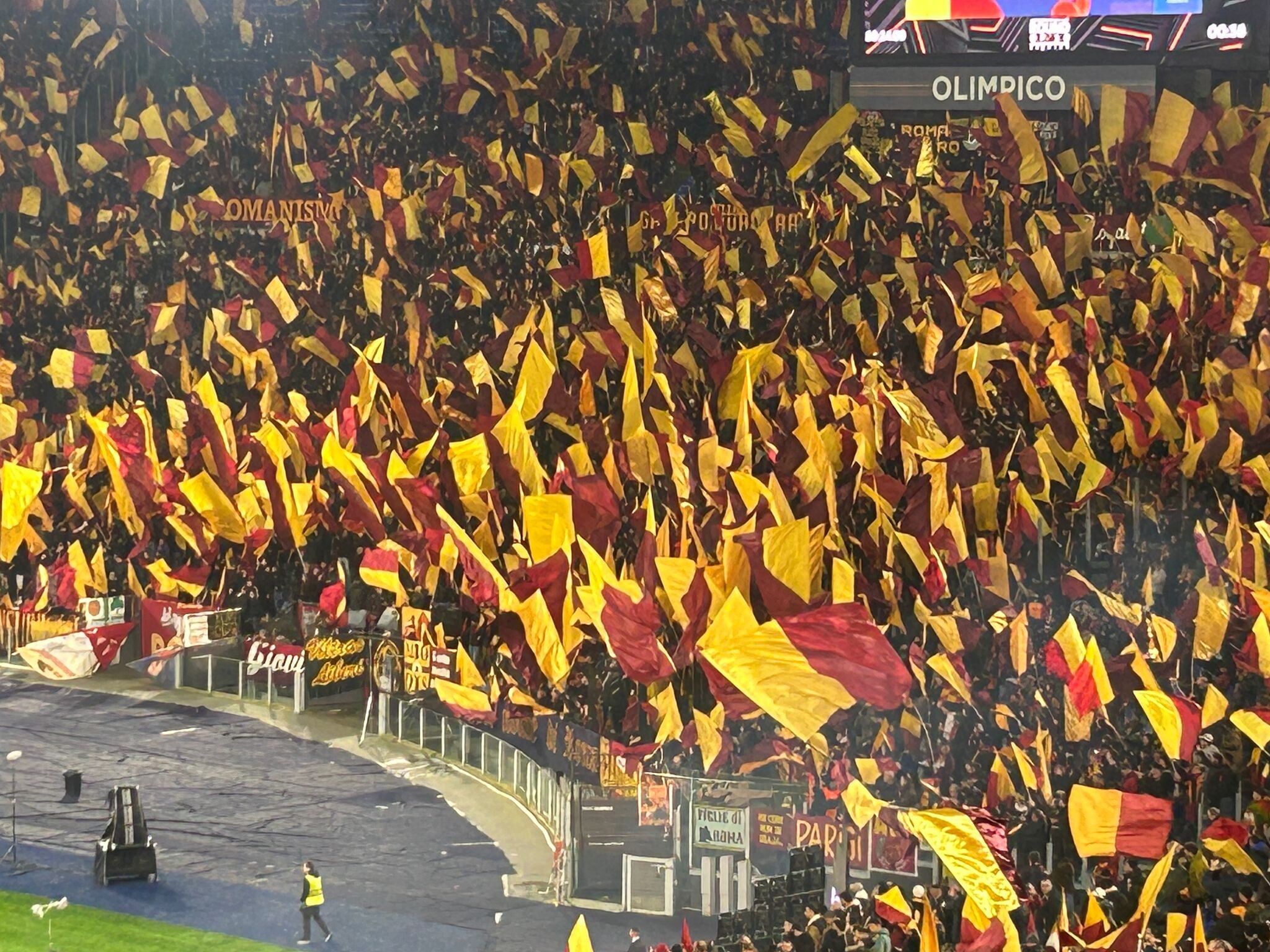 Roma-Athletic Bilbao, l'Olimpico si veste a festa: la coreografia è da ...