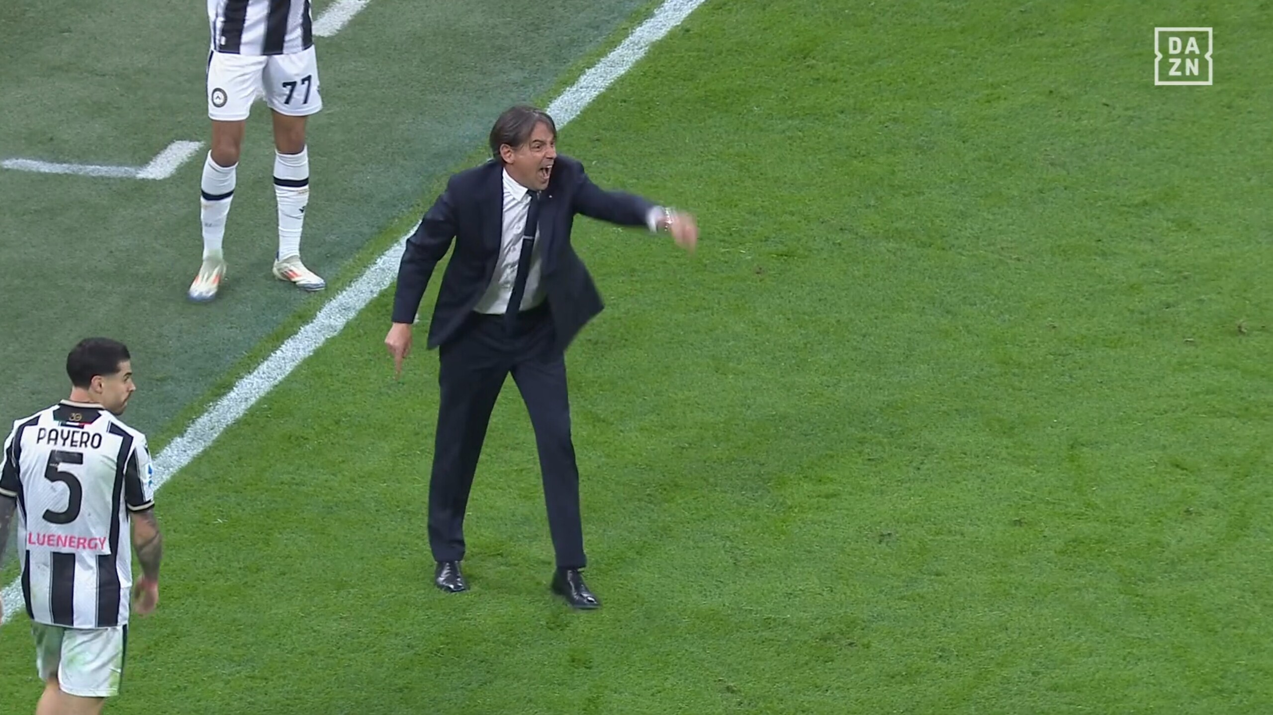 Furia Inzaghi durante Inter-Udinese: protesta con l'arbitro e entra in ...