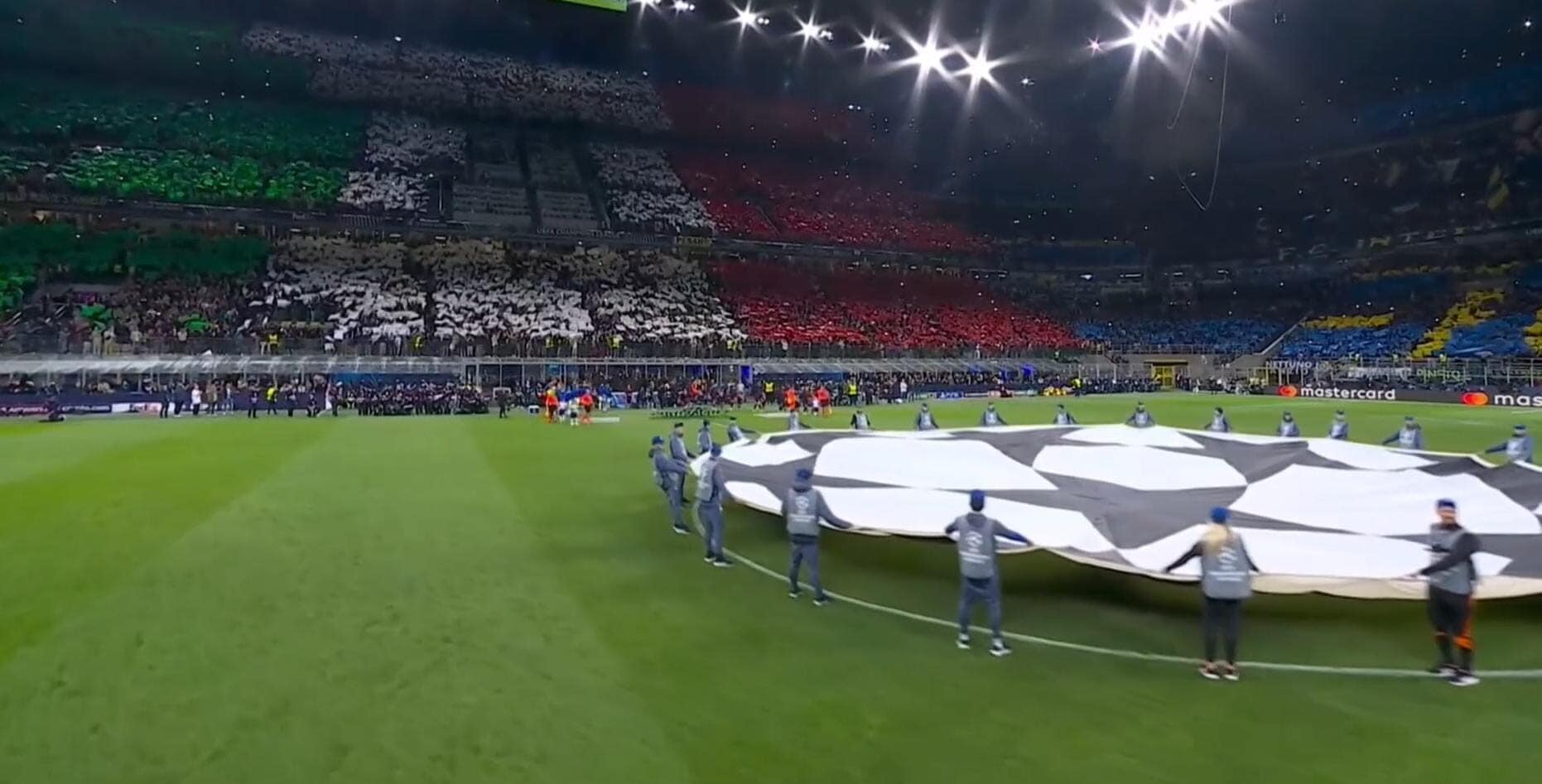 Inter-Barcellona, la spettacolare coreografia della Curva Nord