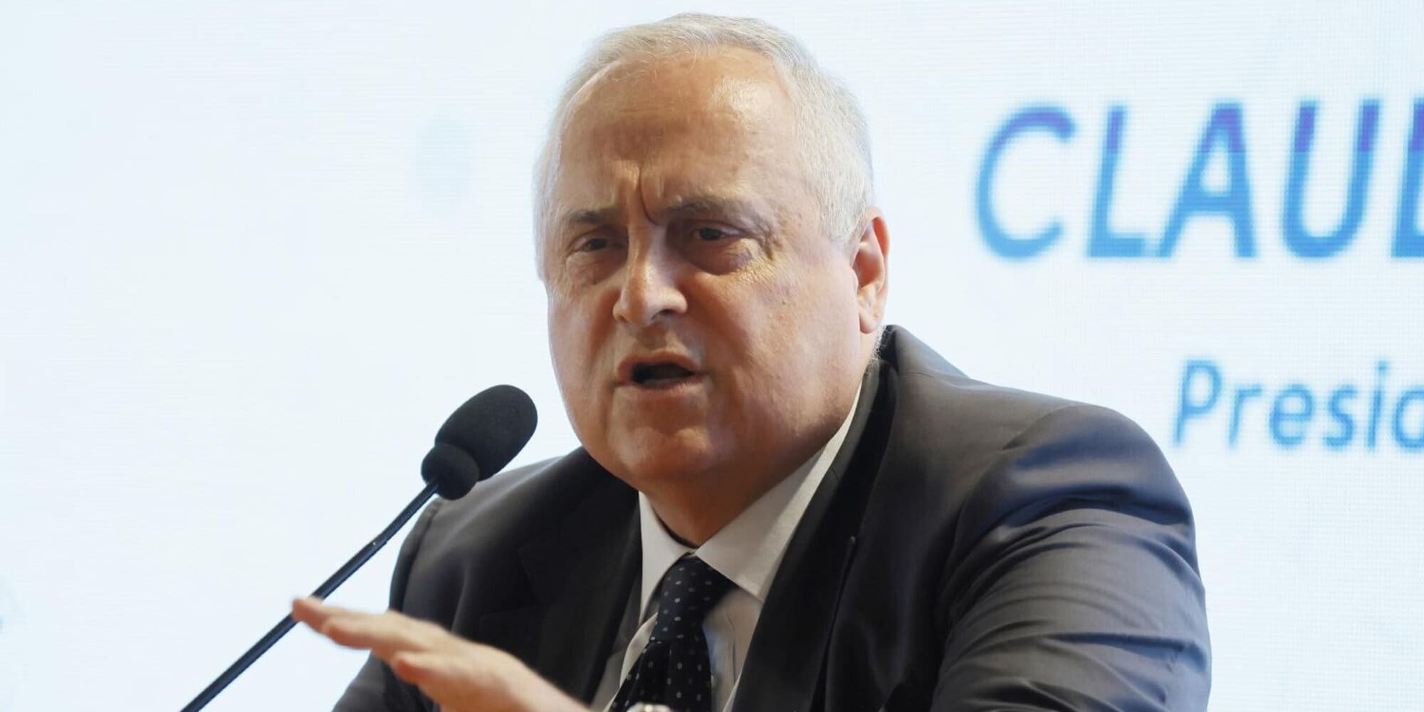 Lotito risponde alle critiche: "Vogliono che me ne vado, ma ho deciso..."