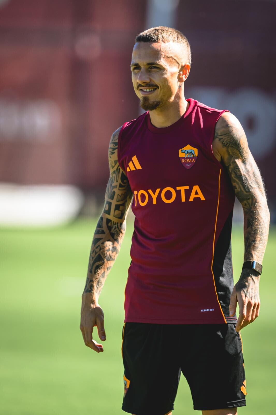 La Roma in campo verso il derby: Ranieri osserva, Gasperini carica