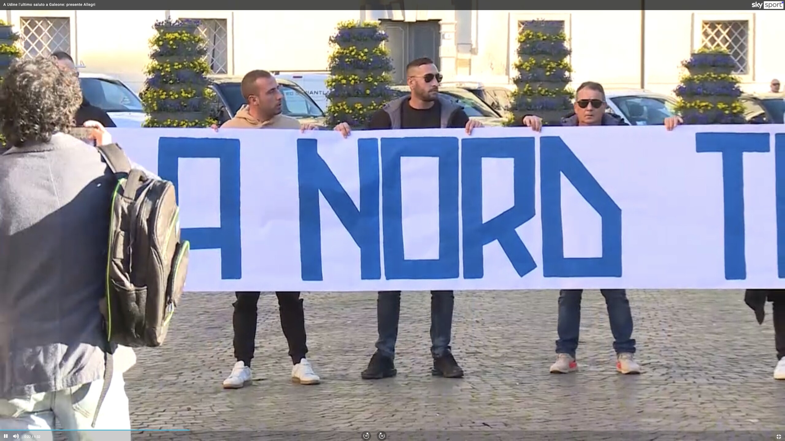 Funerali Giovanni Galeone, Allegri in lacrime insieme a Galliani ed Edy ...