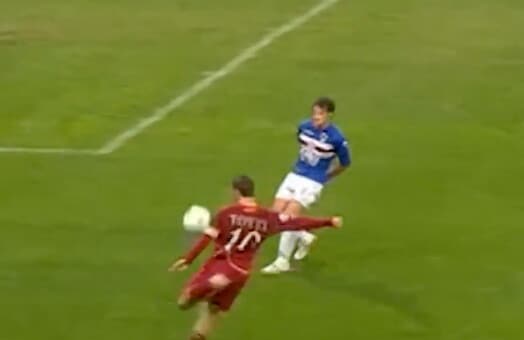 Diciannove anni fa il gol più bello di Totti: ricordate di chi era l ...