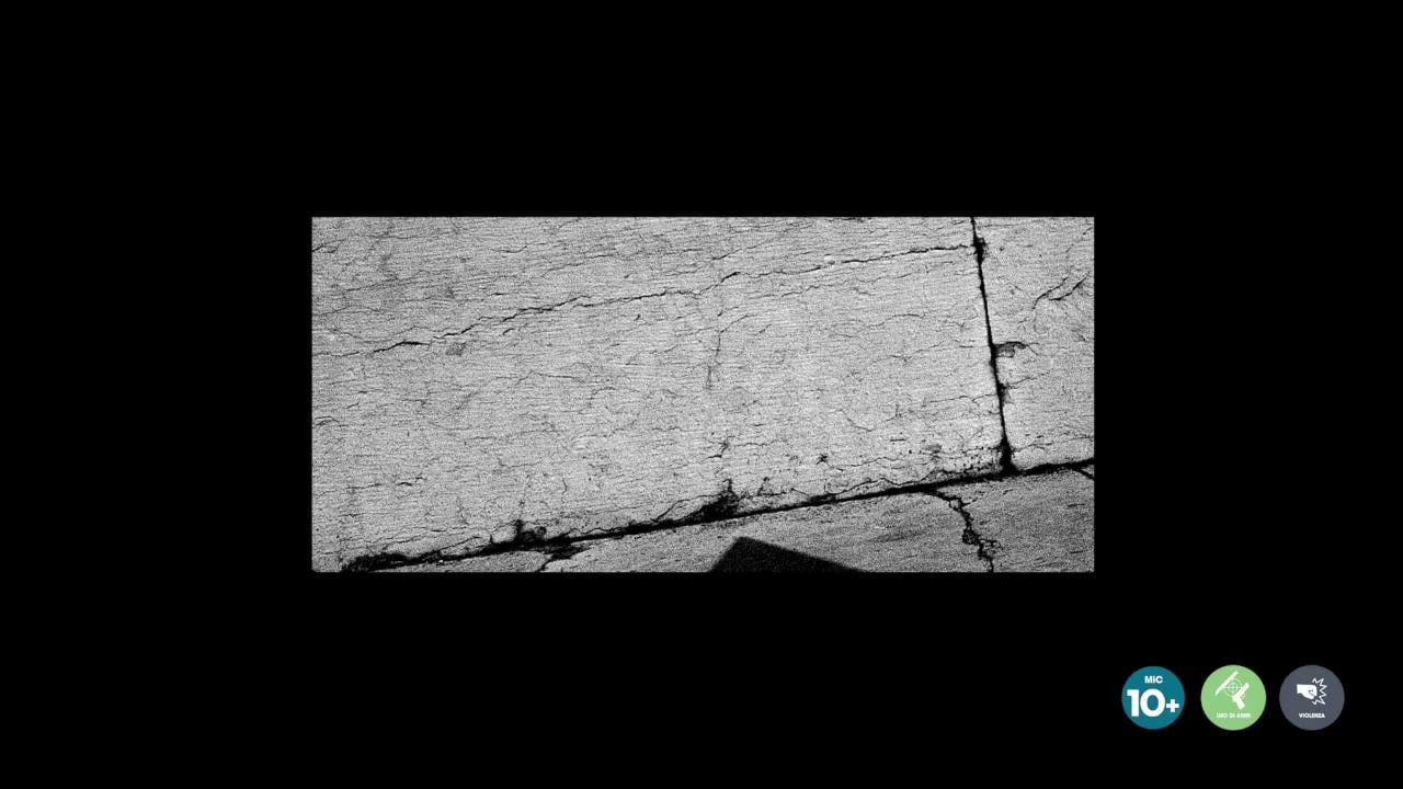 2000 Metri Ad Andriivka - clip esclusiva dal film