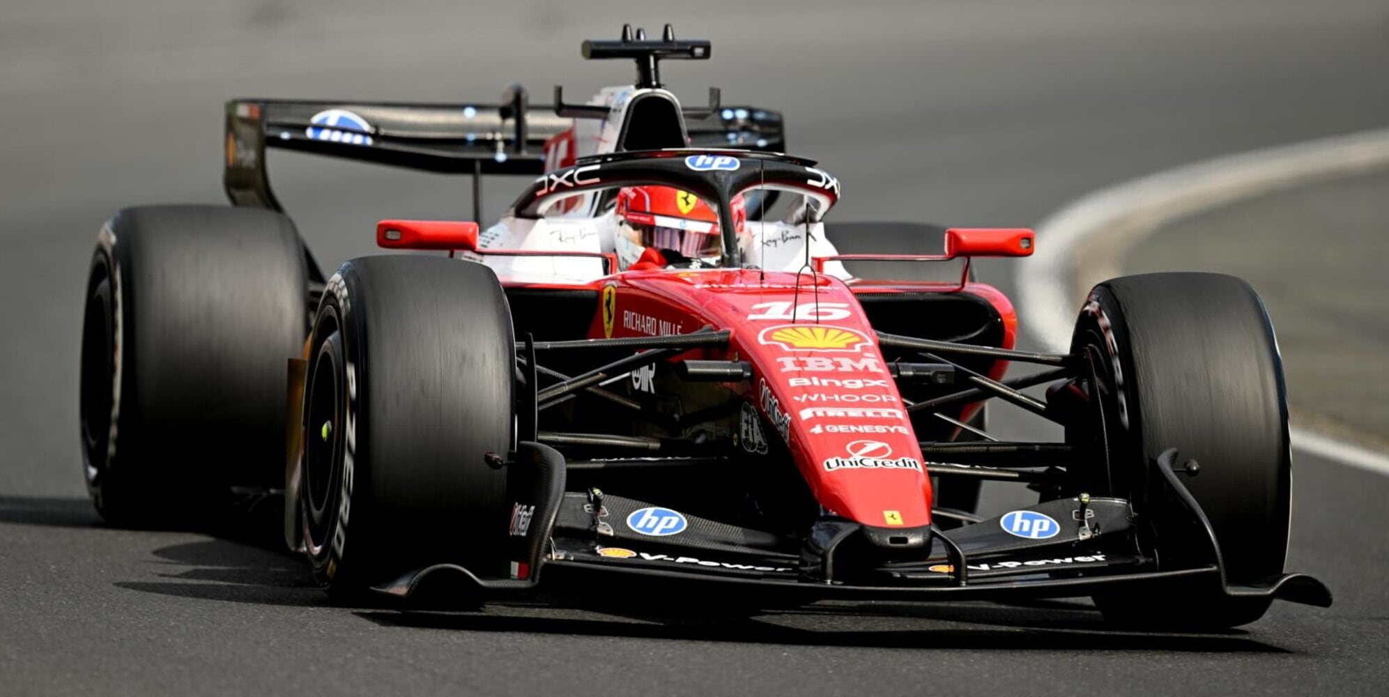 Leclerc scherza, il team radio Ferrari diventa virale: "Sembra il fungo ...