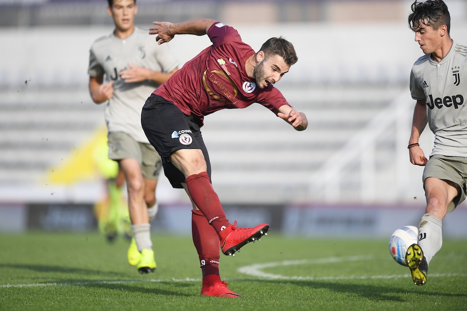 Lecce. rescissione con Persano. Saraniti al Vicenza