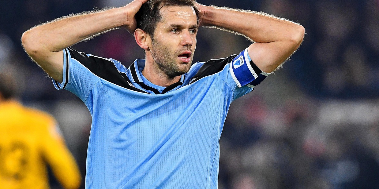 Lazio, Lulic si opera alla caviglia: oggi l'intervento